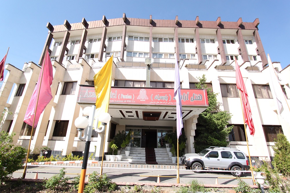 Hamadan Parsian Azadi Hotel - Nikagasht Travel Agency
